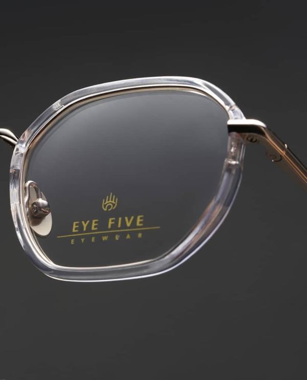 Shiromuku – EYE FIVE COMPANY